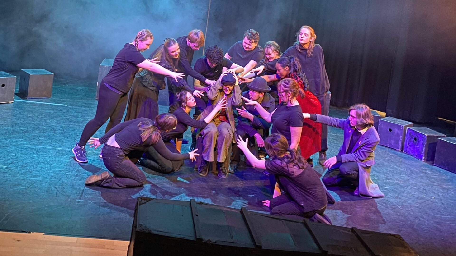 BTEC Performing Arts presents Dracula! - Carmel College