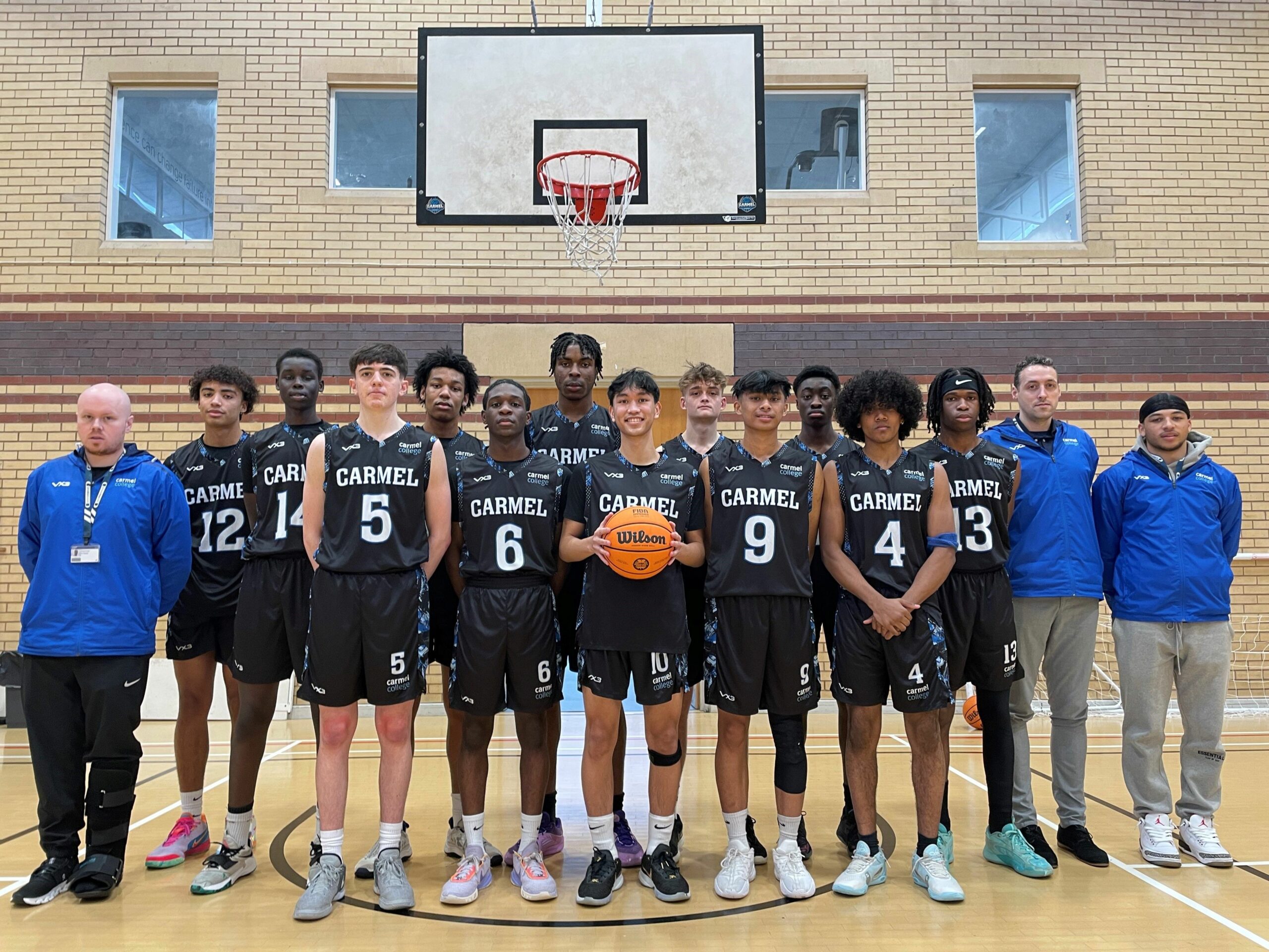 10 out of 10 for Carmel's Undefeated Basketball Team! - Carmel College